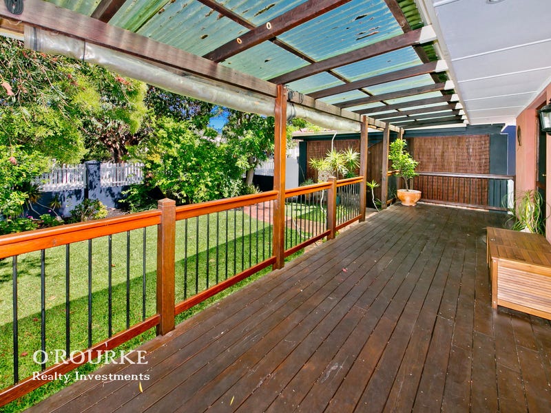 212 Grand Prom, Doubleview, WA 6018 - Property Details