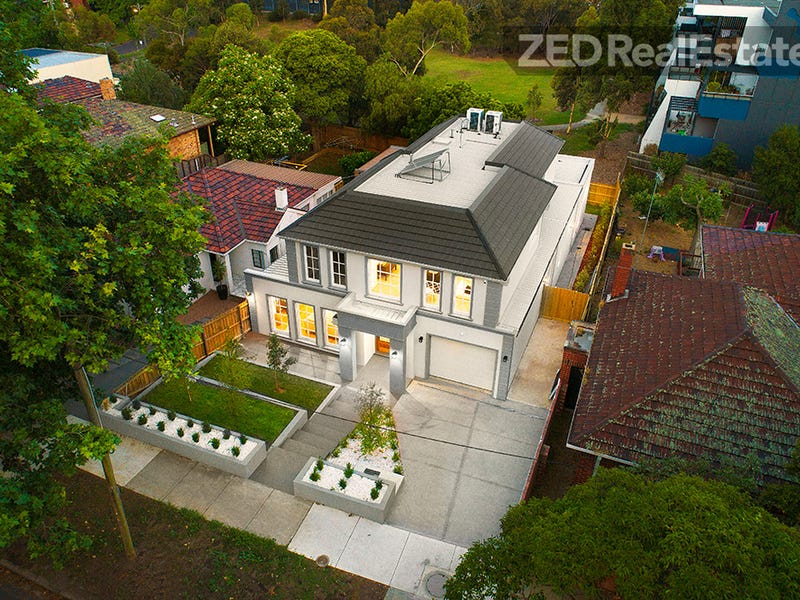 8 Mooltan Street, Travancore, Vic 3032 - Property Details