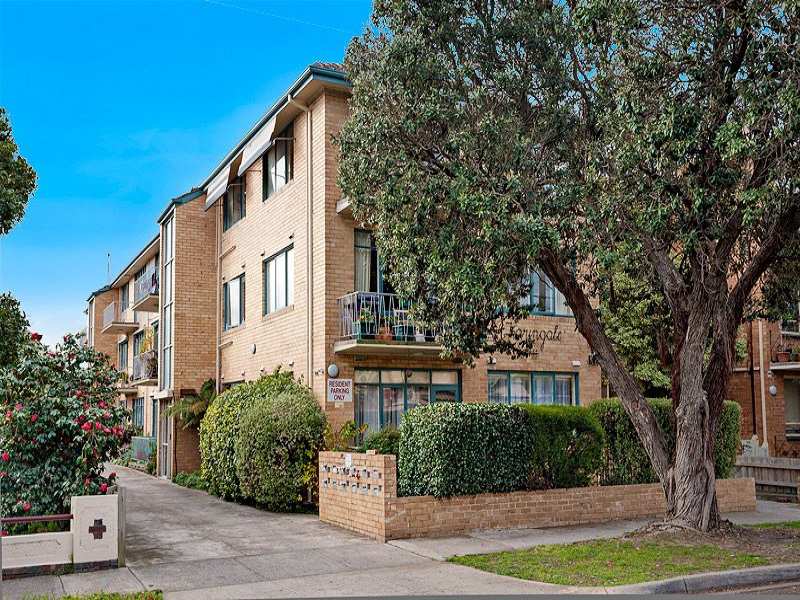 1/11 Albion Street, Balaclava, Vic 3183 - Property Details