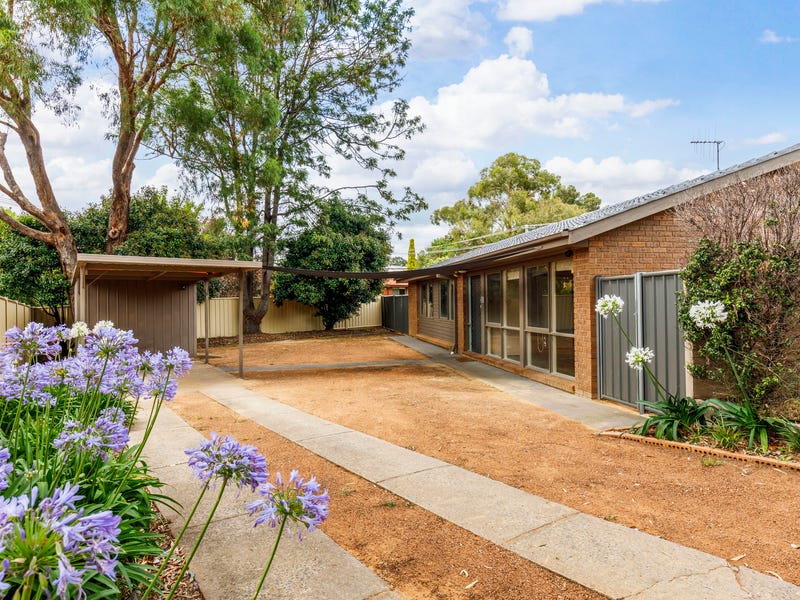 8 Creed Place, MacGregor, ACT 2615 - Property Details