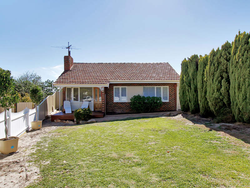 18 McGregor Street, Embleton, WA 6062 - Property Details