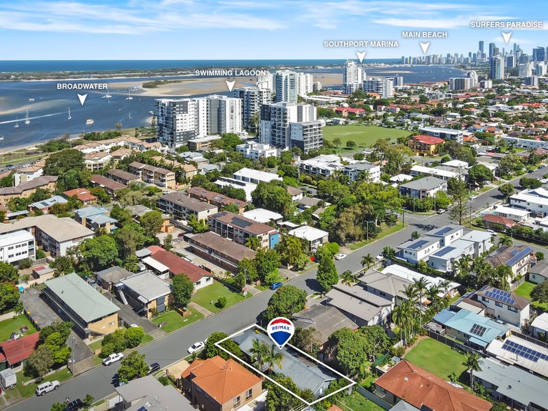 1 & 2/38 Middle Street, Labrador, Qld 4215 - Property Details