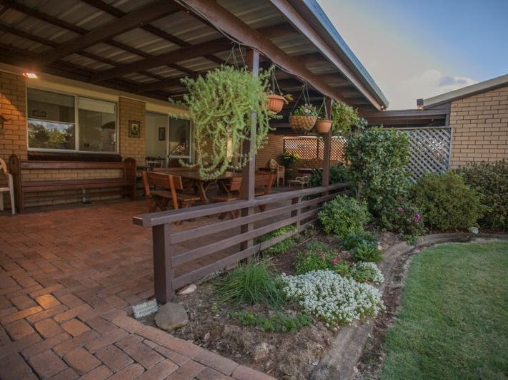 19 Covington Street, Chinchilla, Qld 4413 - Property Details