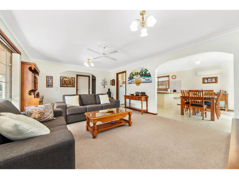 6 Nowra Court, Mornington, Vic 3931 - Property Details