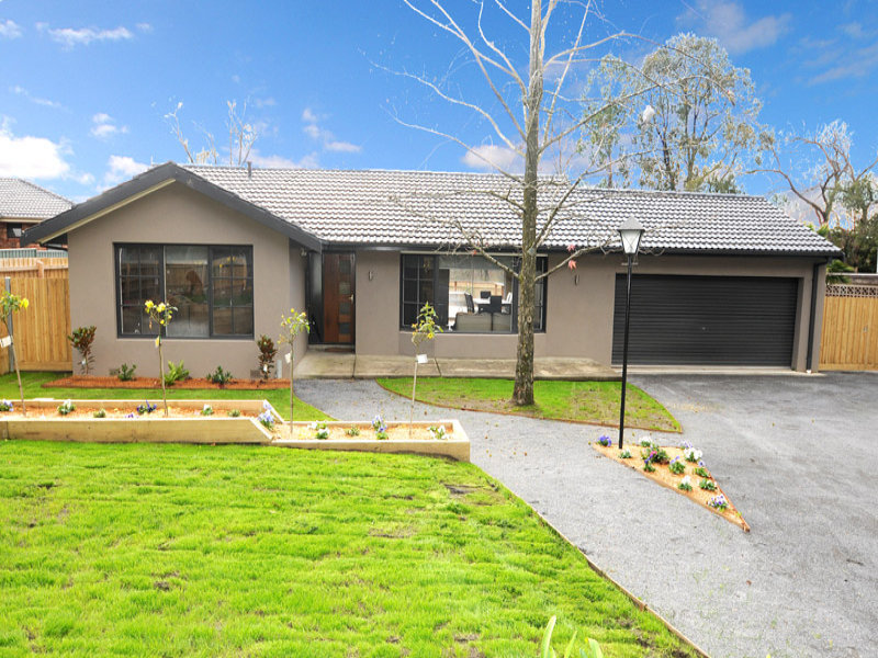 83 Cambridge Road, Mooroolbark, Vic 3138 - Property Details