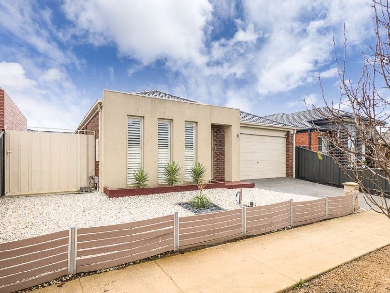 18 Springleaf Road, Tarneit, Vic 3029 - Property Details