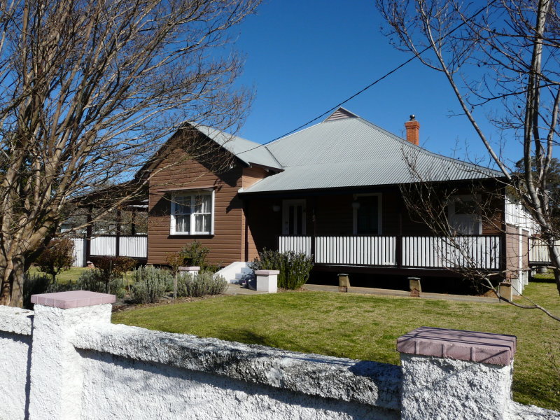 133 Miles Street, Tenterfield, NSW 2372 - realestate.com.au