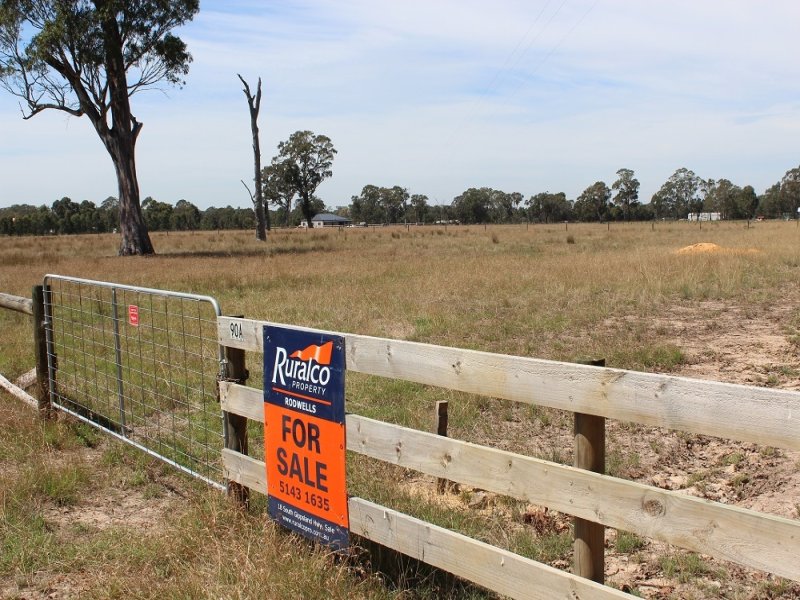 90A Golf Course Road, Heyfield, VIC 3858 - realestate.com.au