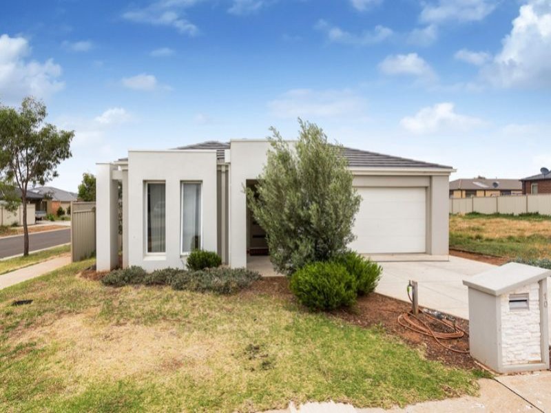 10 Kilmore Street, Brookfield, Vic 3338