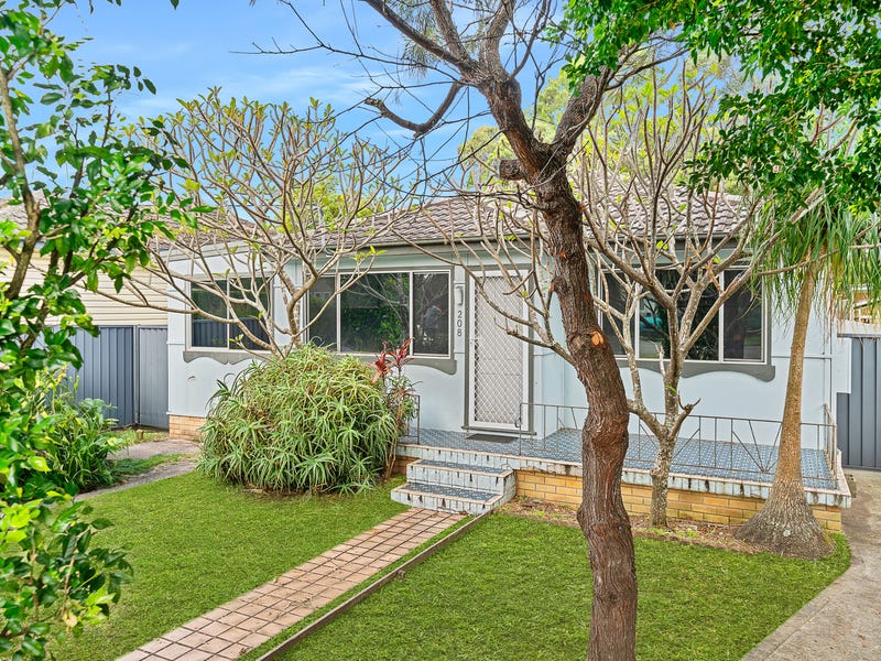 208 Ocean Beach Road, Woy Woy, NSW 2256 - realestate.com.au