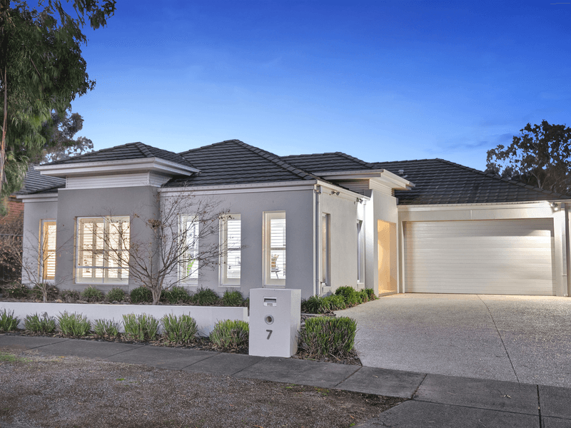 7 Rowell Drive, Mernda, Vic 3754 - Property Details