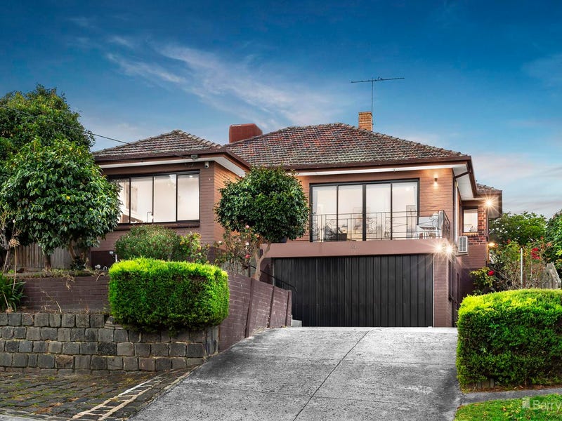 63 Pinnacle Crescent, Bulleen, Vic 3105 - Property Details