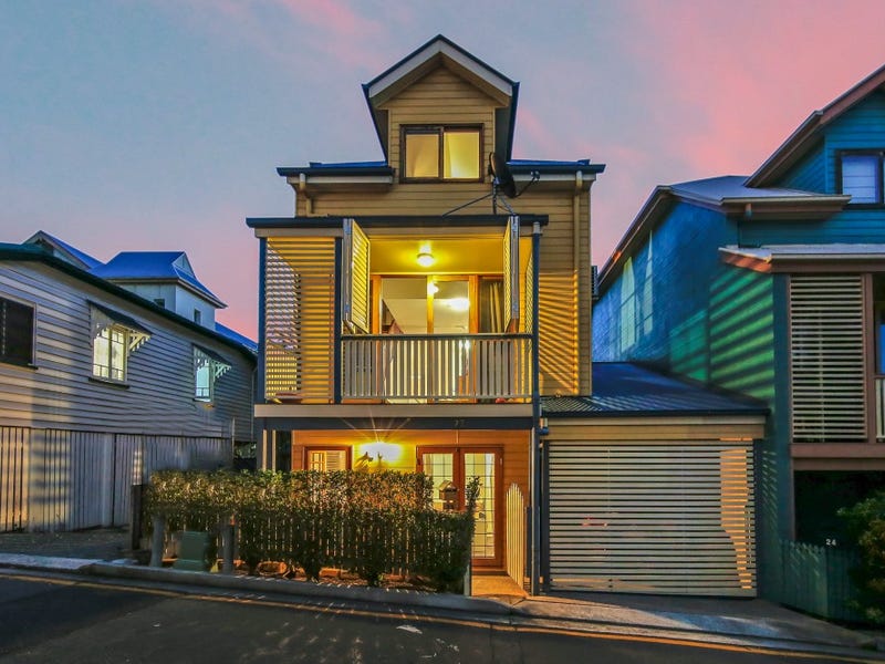 22 Robert Street, Spring Hill, QLD 4000 - realestate.com.au