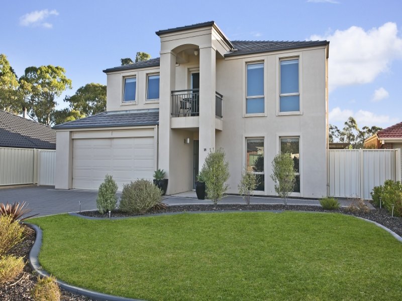 18 Reg Smith Cres, Williamstown, SA 5351 - realestate.com.au
