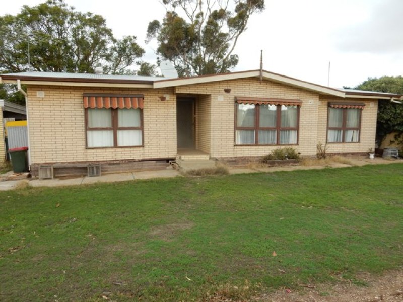 8 First Street, Arthurton, SA 5572 - Property Details