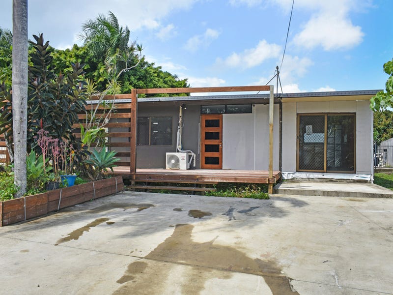 21 Bezzina Court, Bucasia, Qld 4750 - Property Details