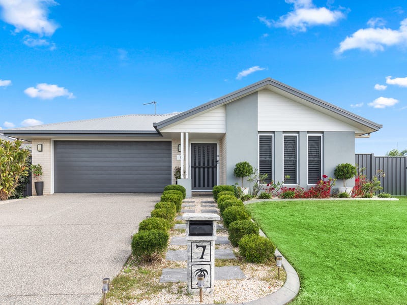 7 Louis Way, Kawungan, Qld 4655 - Property Details