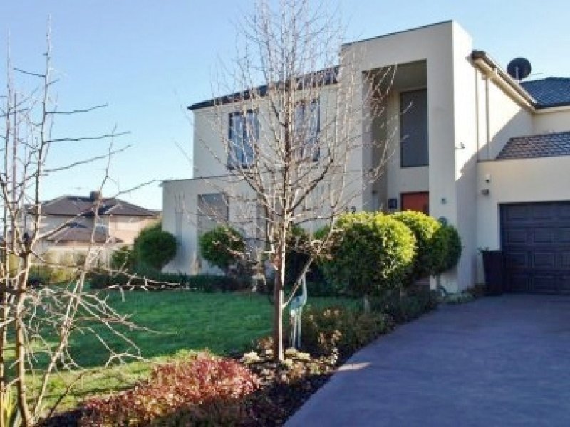 12 Sovereign Boulevard, Harkness, VIC 3337 - realestate.com.au