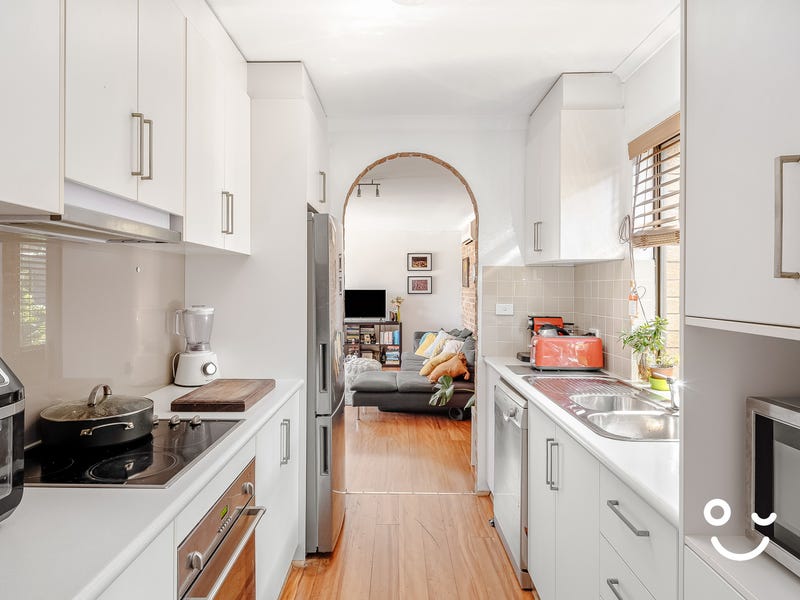 3/9 Staff Street, Wollongong, NSW 2500 - Property Details