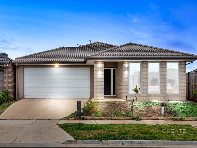 31 Houston Drive, Thornhill Park, VIC 3335 - realestate.com.au