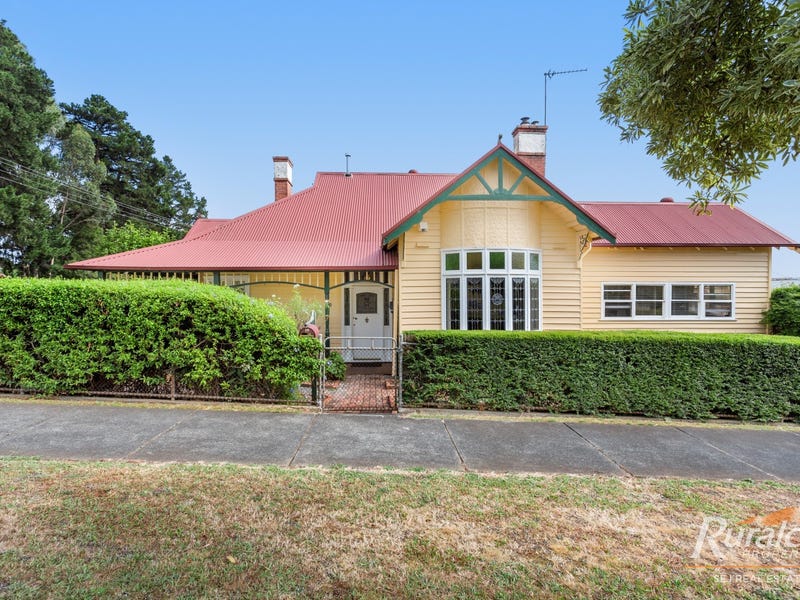 19 Long Street, Leongatha, VIC 3953 - realestate.com.au