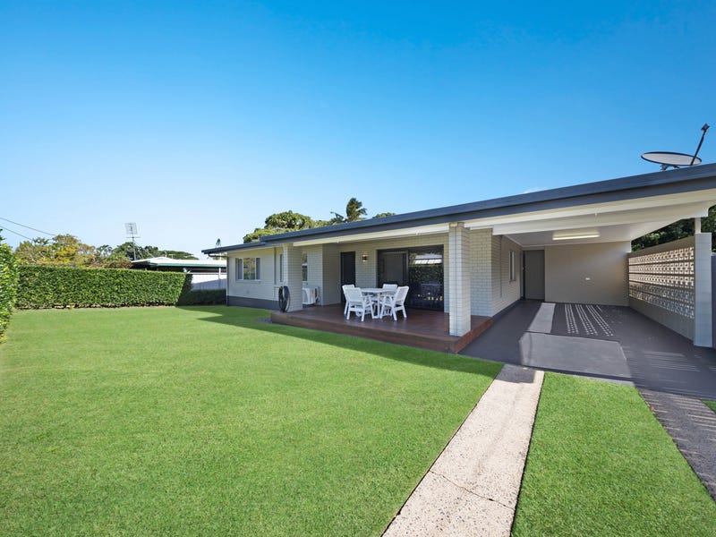 39 Hillview Crescent, Whitfield, Qld 4870 - Property Details