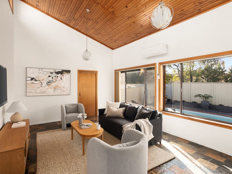 22 Burgess Avenue, Figtree, NSW 2525 - Property Details