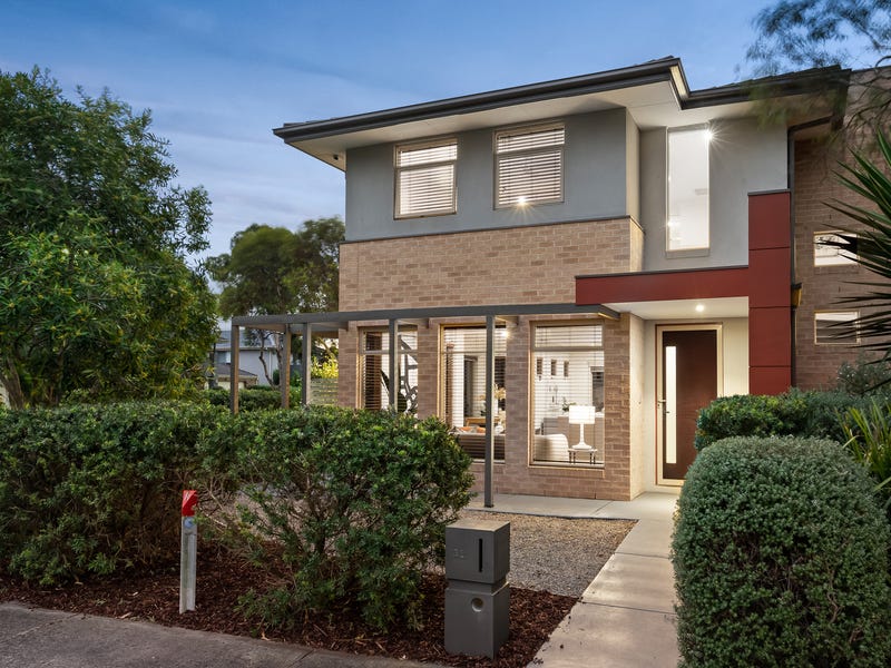 32 Hidden Grove Boulevard, Keysborough, Vic 3173 - Property Details