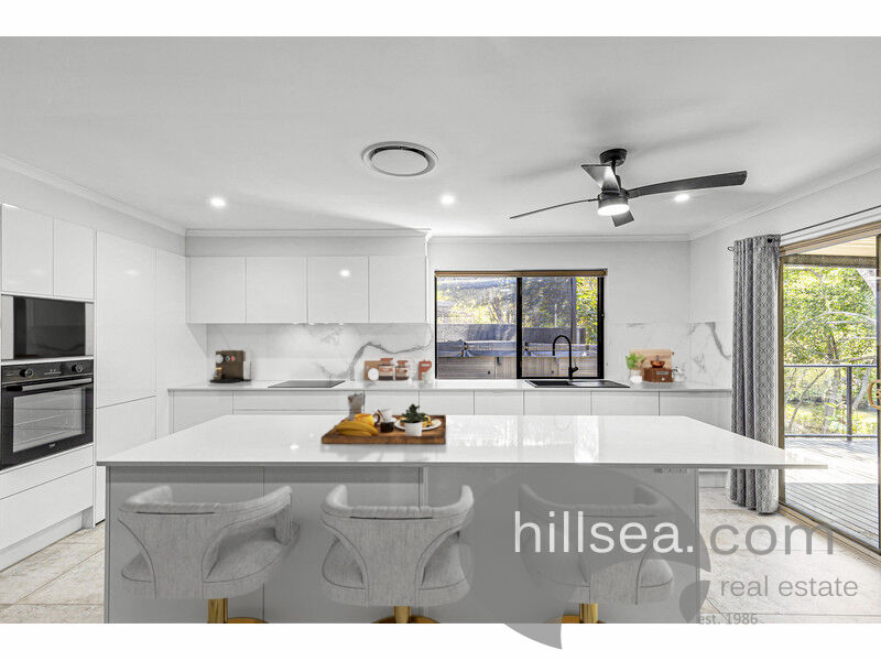 37 River Oak Drive, Helensvale, Qld 4212 - Property Details