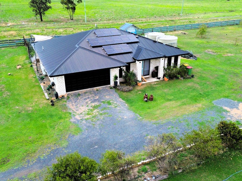 27 Earl Street, Jondaryan, Qld 4403 - Property Details