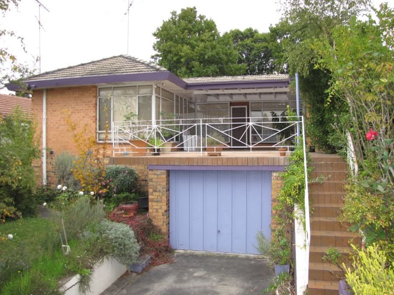 10 Murray Road, Newborough, Vic 3825 - Property Details