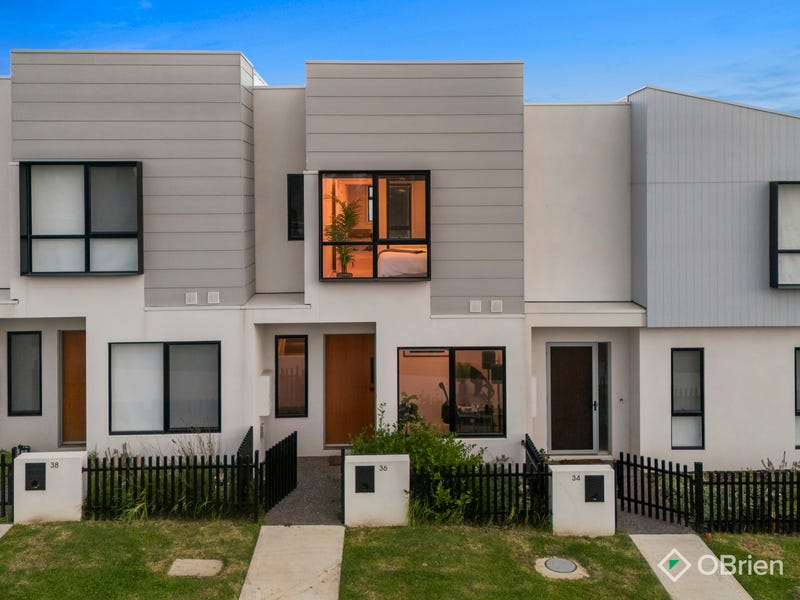 36 Carnival Boulevard, Berwick, Vic 3806 - Property Details