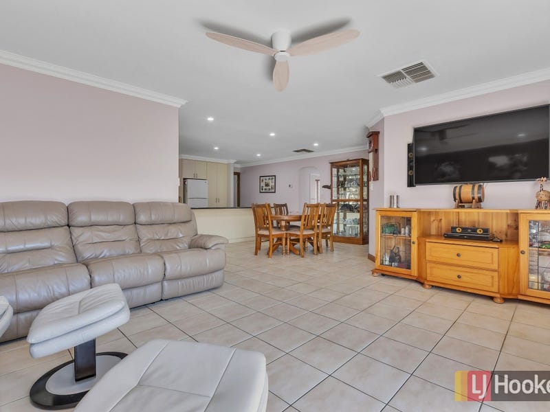 1 Sydney Court, Craigmore, SA 5114 - realestate.com.au