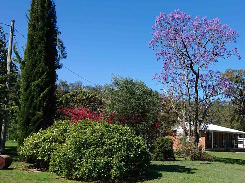 124 Gittins Road, Withcott, Qld 4352 - Property Details