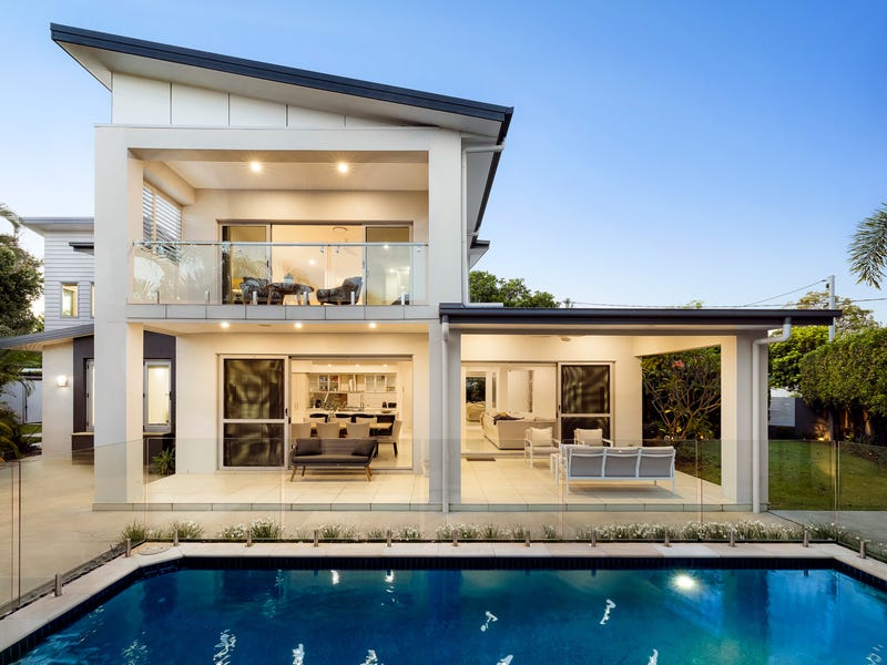 Sold Property Prices & Auction Results in Scarborough St, Southport ...