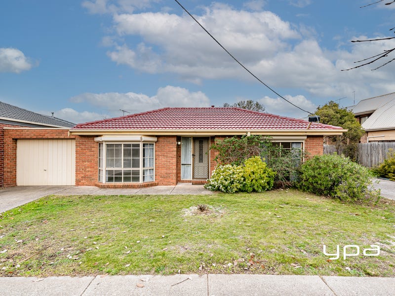 1/129 Evans Street, Sunbury, Vic 3429 - Property Details