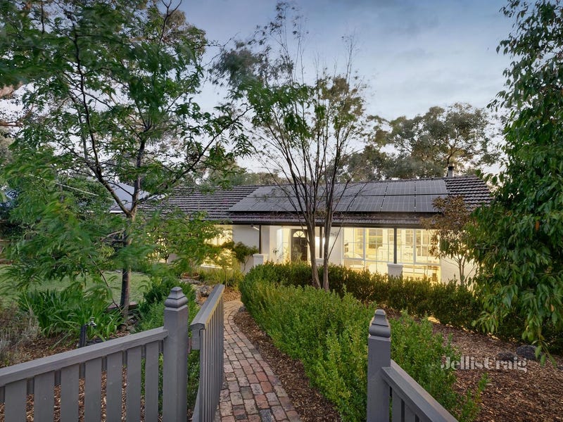 100 Fernside Avenue, Briar Hill, VIC 3088 - realestate.com.au