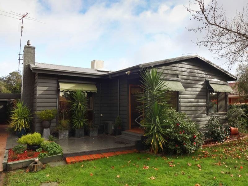 11 Perry Street, Wangaratta, VIC 3677 - realestate.com.au
