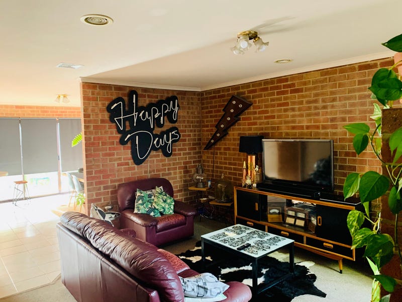 3/8 Fintonia Street, Hughesdale, VIC 3166 - realestate.com.au