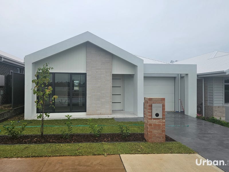 10 Whitrod Avenue, Oran Park, NSW 2570 - realestate.com.au