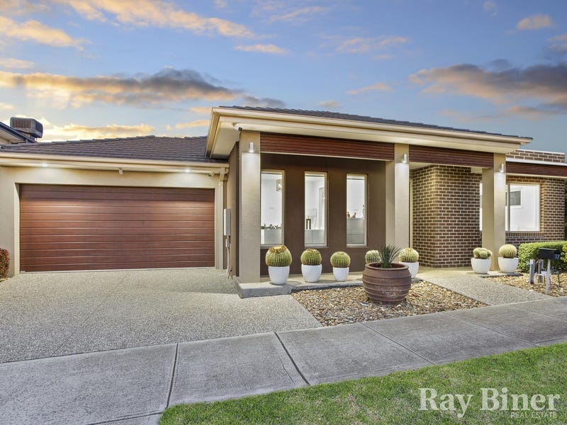 17 Hampstead Place, Craigieburn, Vic 3064 - Property Details