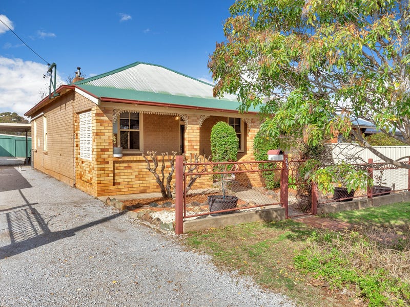 25 Roderick Street, East Tamworth, NSW 2340 - realestate.com.au