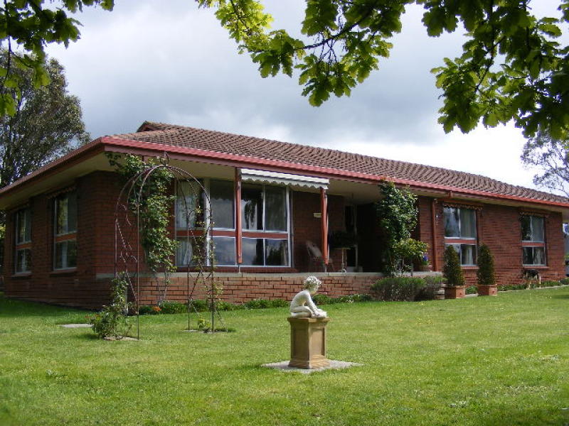 350 Irrewillipe Road, Elliminyt, Vic 3250 - Property Details