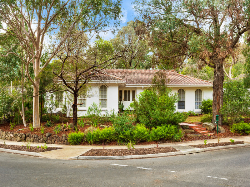 1 Lincoln Drive, Lower Plenty, VIC 3093 - realestate.com.au