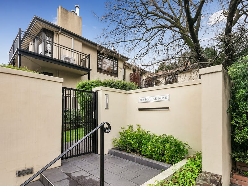 4/560 Toorak Road, Toorak, VIC 3142 - realestate.com.au