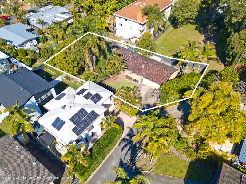 28 Gordon Street, Labrador, Qld 4215 - Property Details