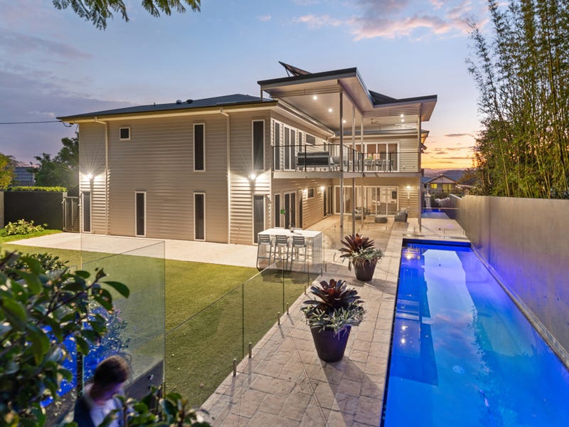 2 Batman Street, Clayfield, Qld 4011 - Property Details