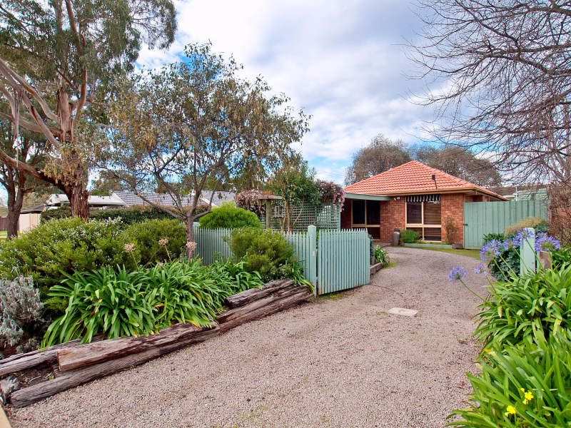 105 Stuart Road, Tyabb, Vic 3913 - Property Details