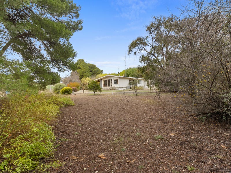 160 Farrell Flat Road, Clare, SA 5453 - Property Details