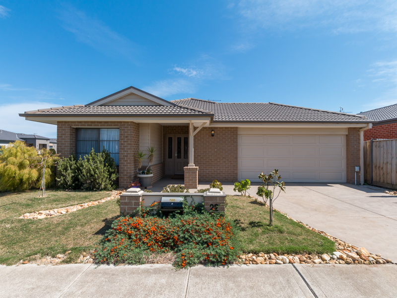 22 George Frederick Road, Cranbourne West, Vic 3977